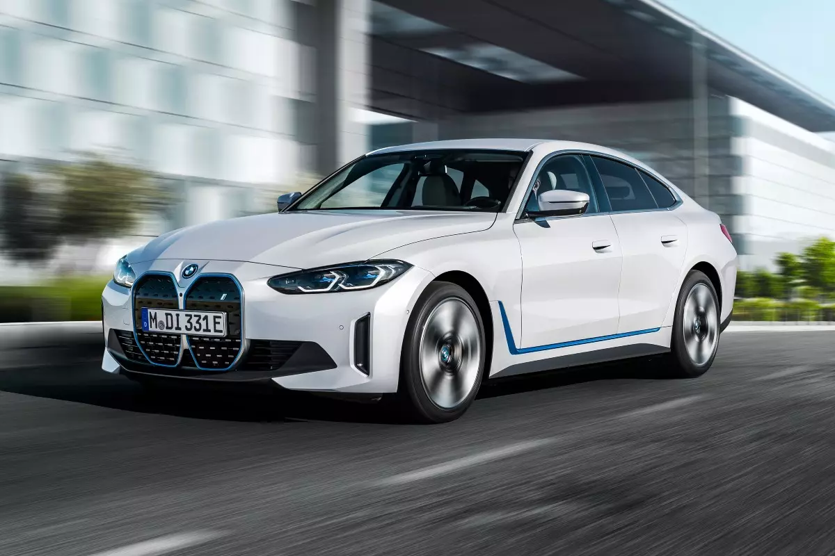 BMW i4 2022: דאָס וועט זיין די נייַע טשיפּער ווערסיע