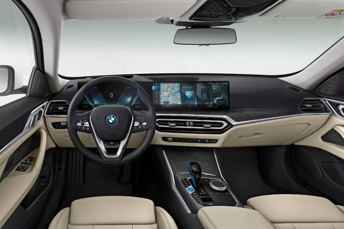 bmw_i4_2022_7.jpg