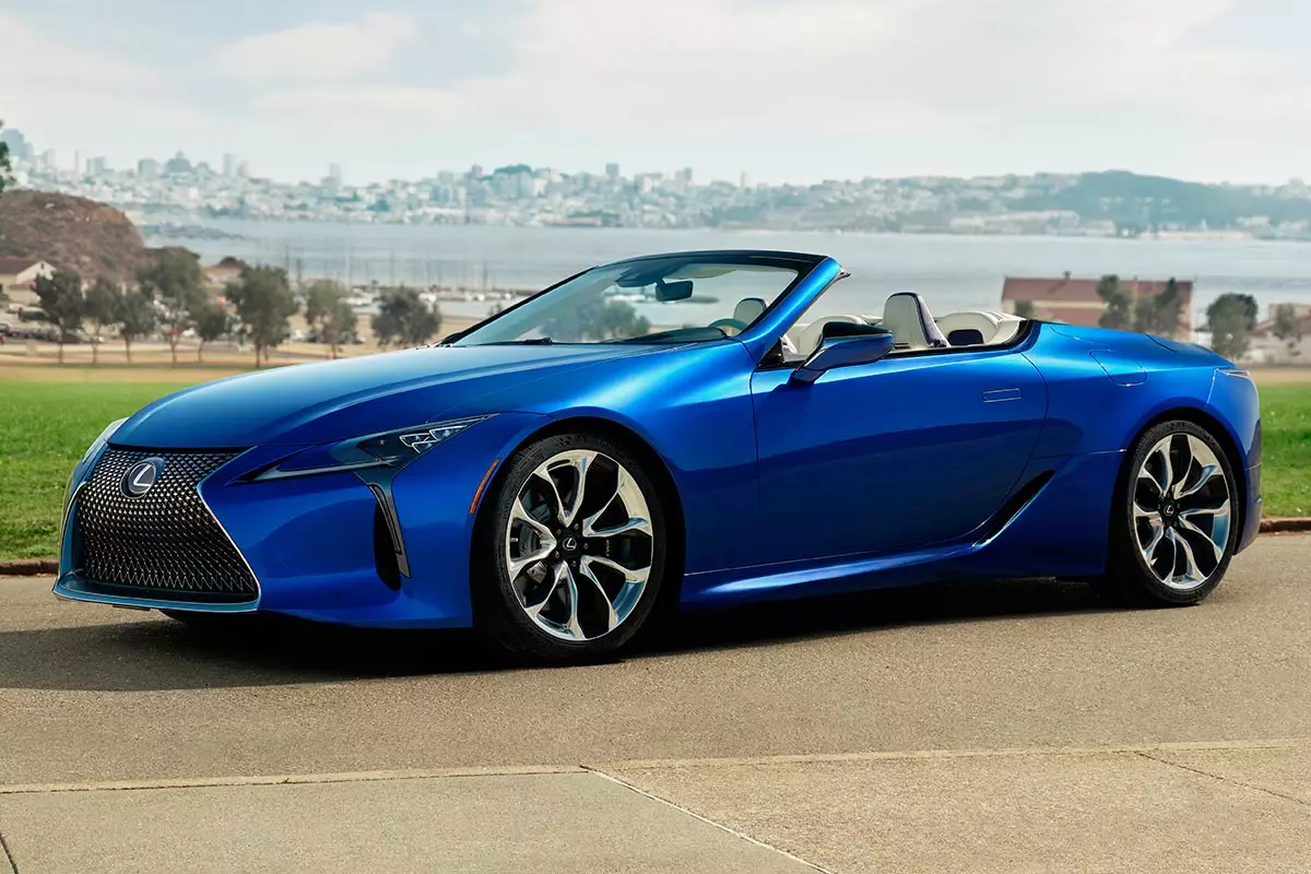 Lexus LC 500 Cabrio: already on sale in Spain with its V8 engine