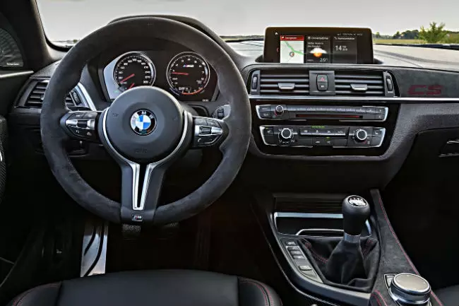 bmw_m2_cs_2020_3.jpg