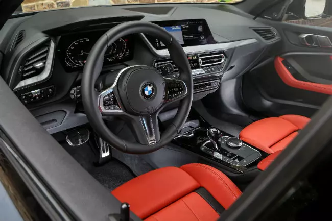 bmw_ተከታታይ_1_2019_5.jpg