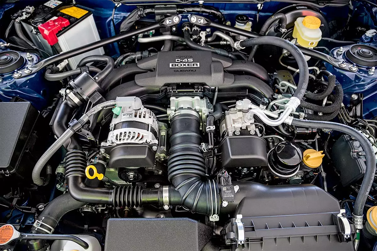 subaru-brz-engine.jpg