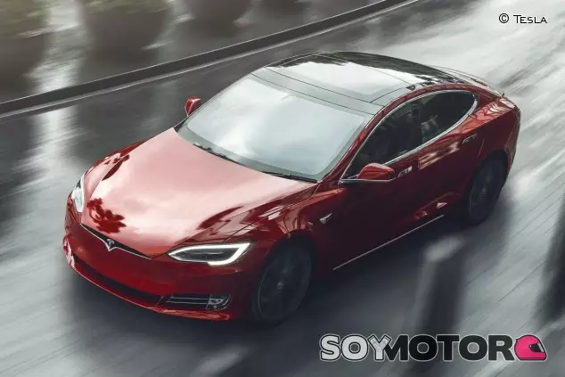 Elon Musk, ar gyfer y Taycan: bydd y Tesla Model S yn mynd i'r Nürburgring