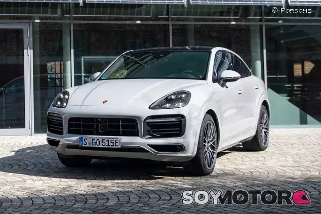 Porsche Cayenne E-hibrīda kupeja