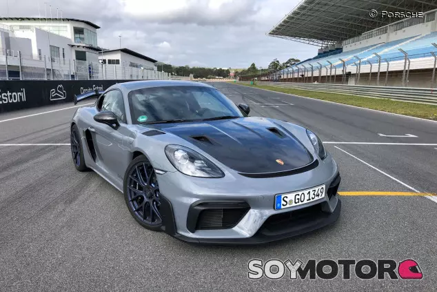 Porsche 718 Cayman GT4 RS 2022: akazvarirwa dunhu uye zviri pamutemo kutyaira mumugwagwa