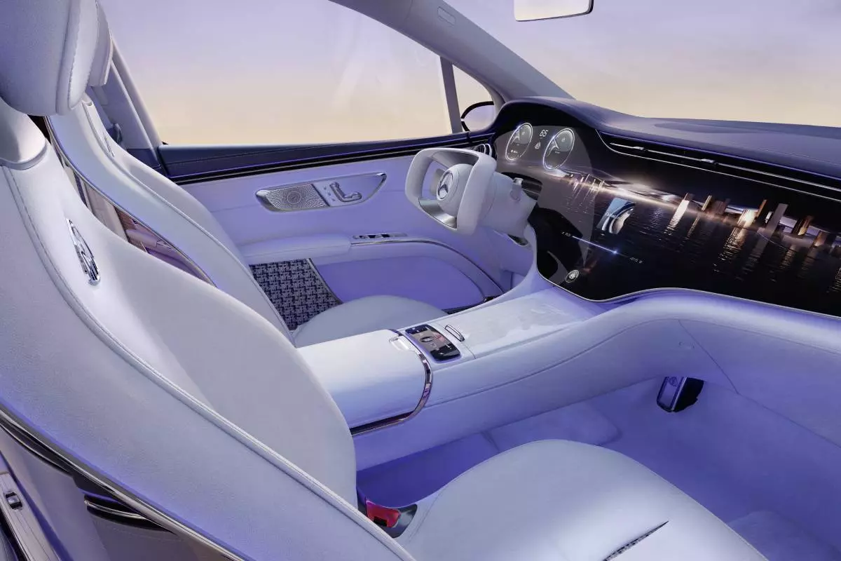 Mercedes-maybach-concept-eqs-interior-3-soymotor.jpg