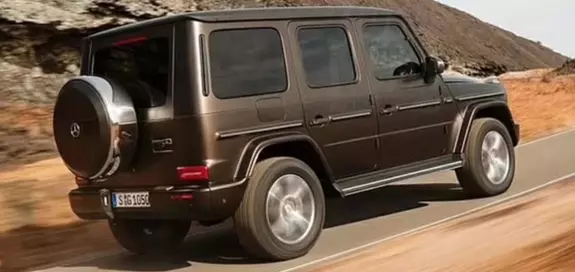 mercedes_g_class_3.jpg