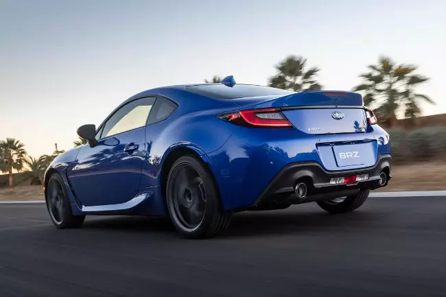 subaru_brz_2022_3.jpg