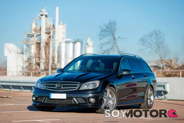 A Mercedes-AMG C 63 Estate milik Michael Schumacher keur lelang