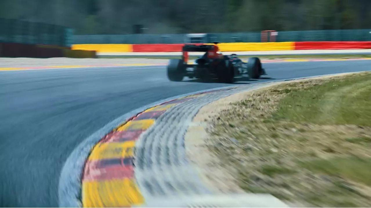 Red Bull буга чейин жаңы Spa-Francorchamps тасмасын тарткан