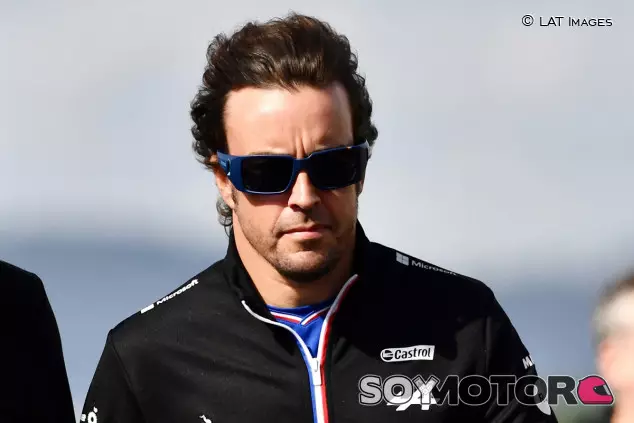 Fernando chameleon Alonso: បុរសដែលមានស្ទីលបើកបរ 1,001