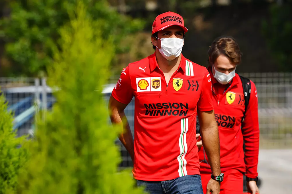 Ferrari zal proberen te verbeteren na Portugal, zegt Sainz