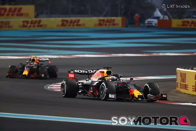 Verstappen nu îl vede pe Pérez ca pe un scutier: