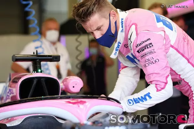 Hülkenberg fékk lánaðan jakkaföt frá Stroll til að keppa á Silverstone í dag