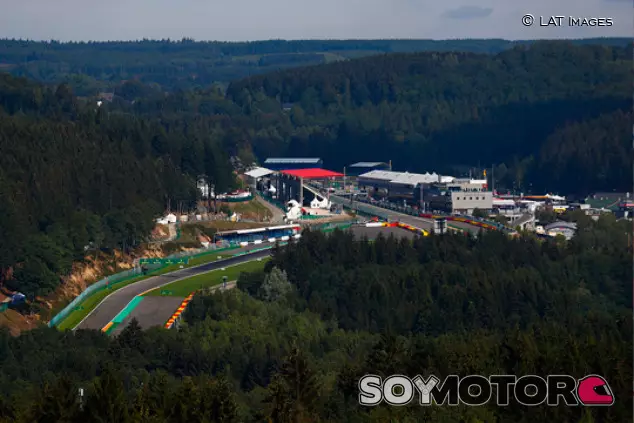 Spa envante yon miniTomorrowland ak 35 DJ pou goumen pou GP F1 li