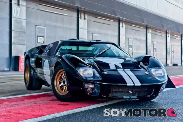 Everrati GT40: 100% electric, classic at may 800 kabayo