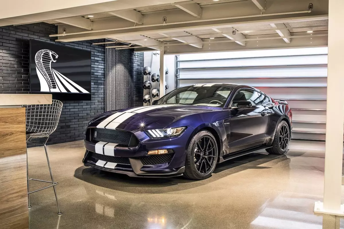 Ford Mustang Shelby GT350: kii yoo ni ilọsiwaju ni 2021