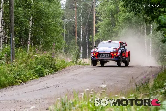 Rally Finland 2019: Neuville ສ້າງຄວາມເສຍຫາຍຄັ້ງທຳອິດ