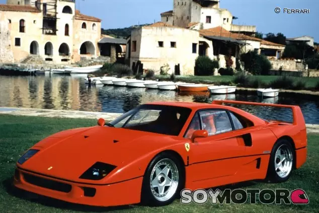 De F40 is een van de meest iconische modellen van het huis Maranello