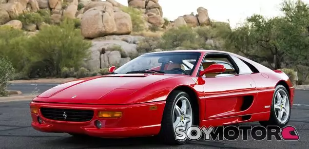 Se Ferrari F355 lima lua? Sauni lau taga!