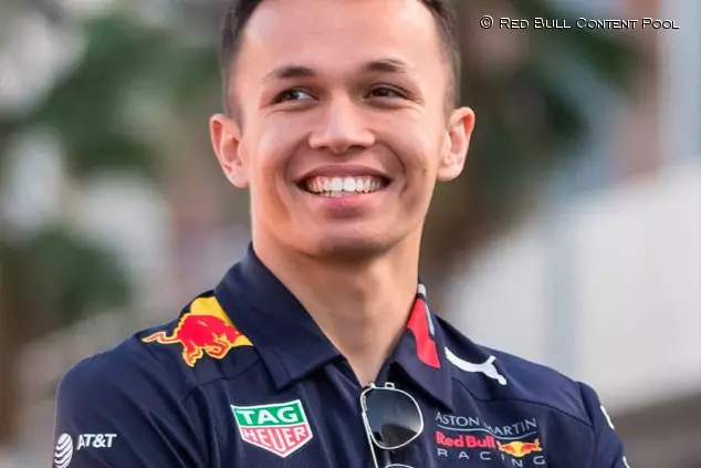 OFFISIEEL: Albon sil yn 2020 de partner fan Verstappen wêze