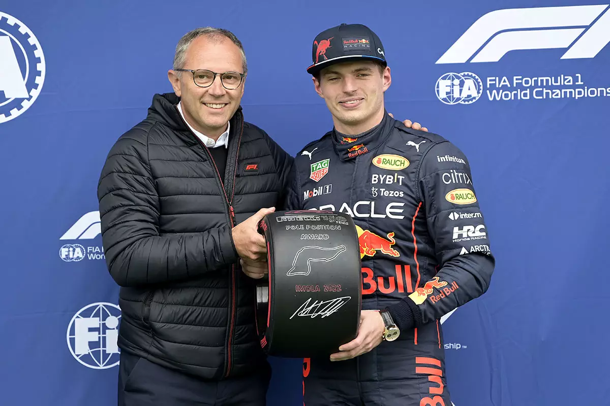 Verstappen, Pool in de 'chaos' van Imola en Sainz ongeval; Alonzo, vijfde