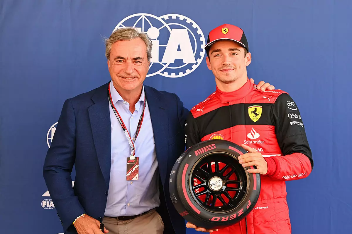 Leclerc-ek Ferrariren hobekuntzak aldarrikatzen ditu Espainiako poloniarrekin