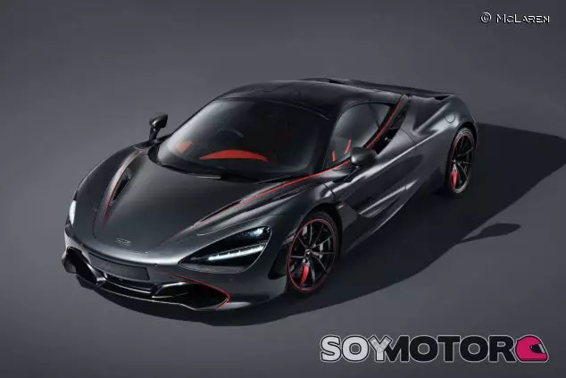 McLaren 720S Stealth