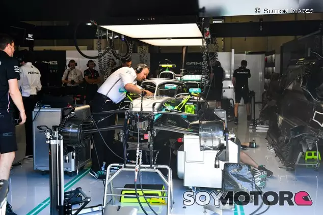 Une fuite d'huile oblige Bottas à revenir à l'ancien moteur