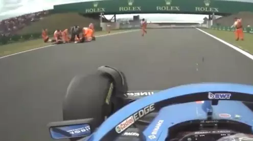 Aktivisti, ktorí vtrhli do Silverstone, budú svedčiť na súde v októbri