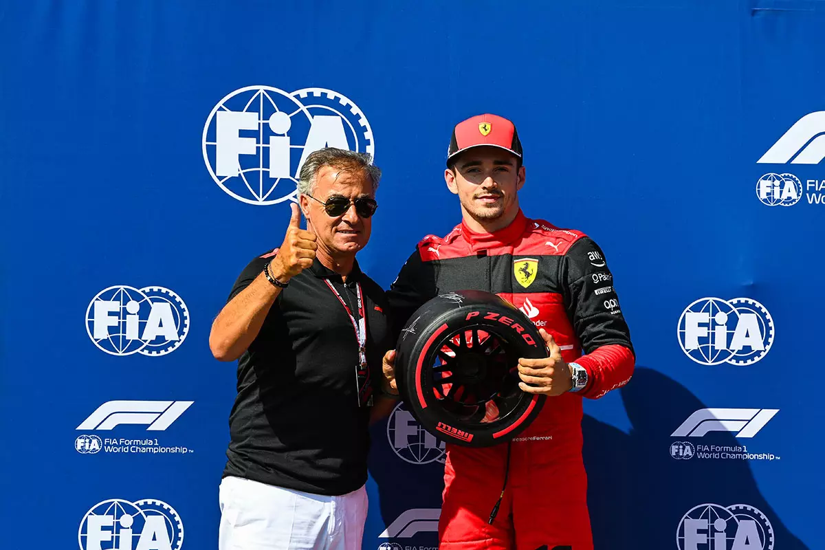 Leclerc, Pole na mkondo wa kuteleza kutoka Sainz huko Ufaransa; Alonzo, wa saba