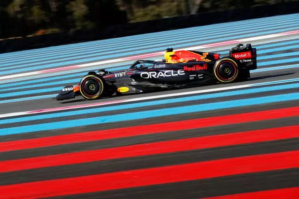 Verstappen se 'zbudi' in vodi prosti trening 3 v Franciji; Sainz, drugič