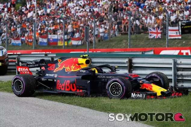 RB14 Maxa Verstappena po jego porzuceniu na Hungaroring