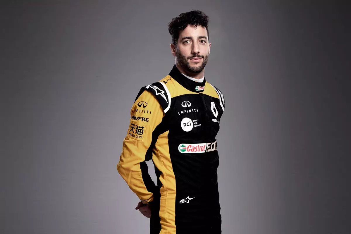 OFICIAL: Daniel Ricciardo deixará a Red Bull a finais de 2018 20371_2