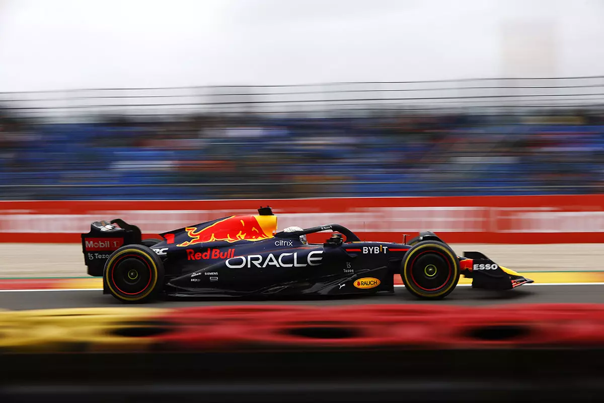 Il dominio offensivo di Verstappen nelle prove libere 2; Leclerc, secondo a otto decimi