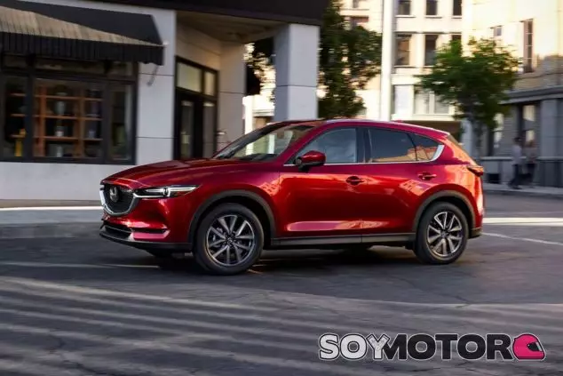 Mazda CX-5 nwere ike ịnweta engine mmanụ ụgbọala turbo