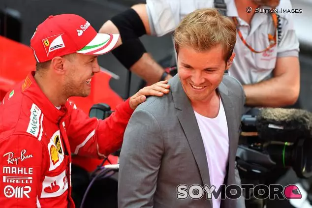 Sebastian Vettel naNico Rosberg muMonaco '- SoyMotor.com