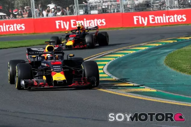 Daniel Ricciardo li ber Max Verstappen - SoyMotor.com