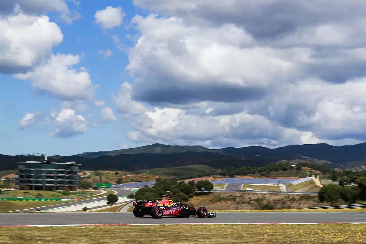 Verstappen yn 'deffro' yn Free Practice 3 ym Mhortiwgal; Alpaidd a Ferrari, i fyny eto