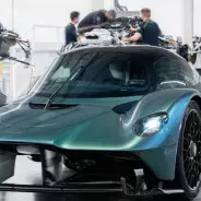 Aston Martin Valkyrie istehsaldadır