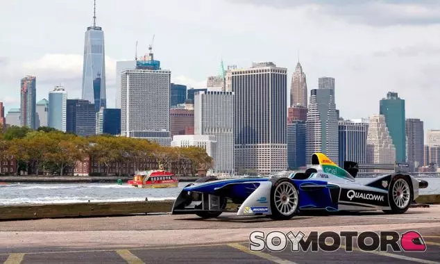 'Big Apple' kolanên xwe elektrîk dike ku pêşwaziya Formula E bike