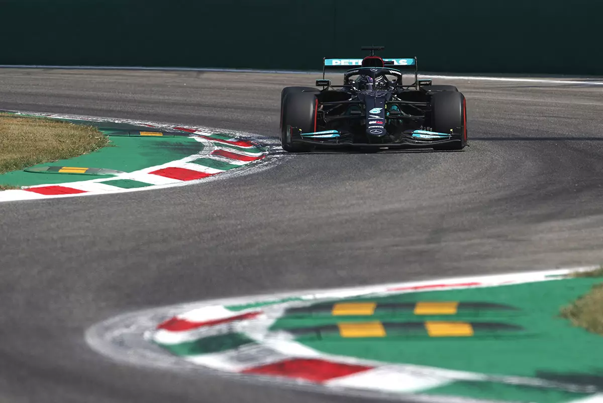 Mercedes Italiyadagi Free Practice 2da o'z ustunligini saqlab qoldi