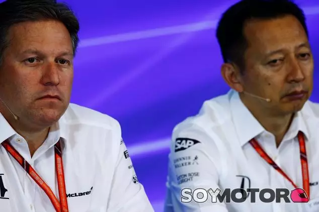 Zak Brown și Yusuke Hasegawa în Belgia - SoyMotor