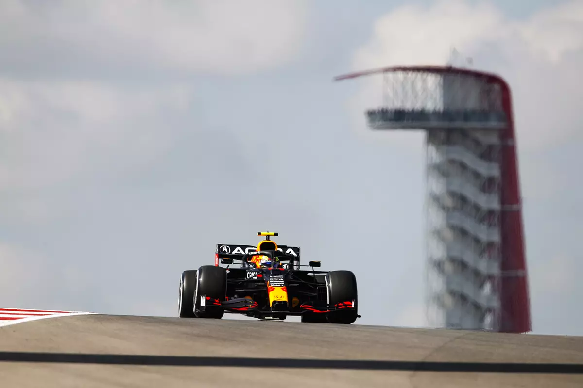 U-Pérez uhola i-Free Practice 2 'nokudideka' phakathi kuka-Hamilton ne-Verstappen