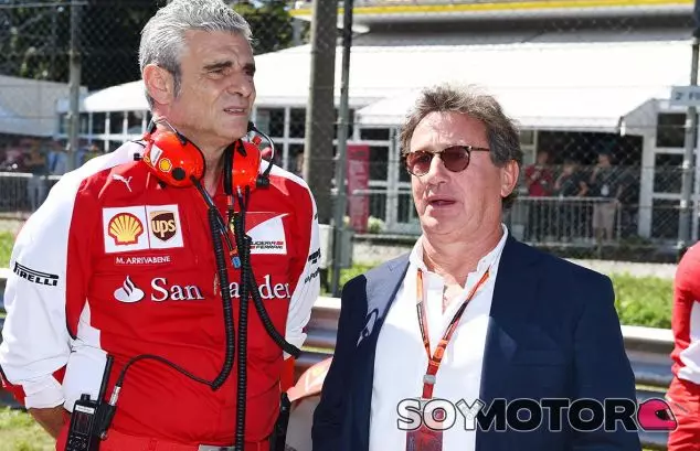 Maurizio Arrivabene ug ang presidente sa Philip Morris, Louis Camilleri, sa Monza