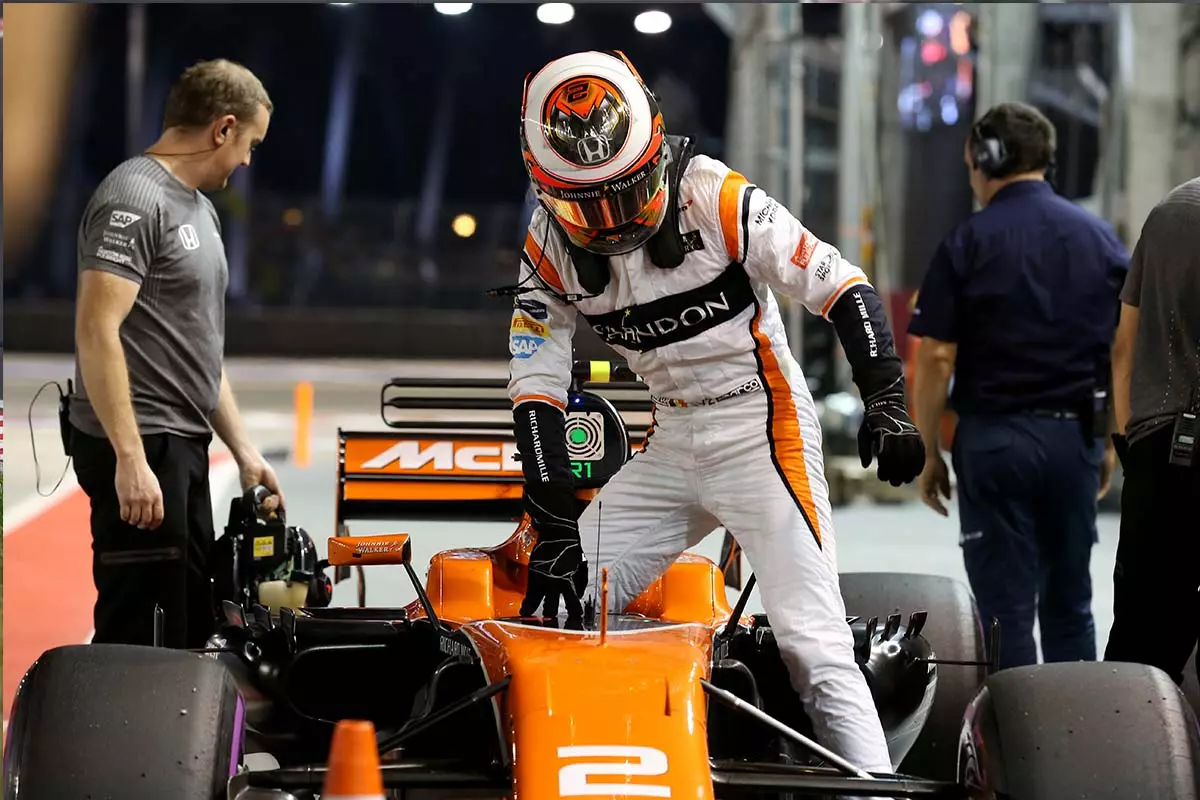 Boullier prosi, aby poczekać, aż Australia zobaczy nowego McLarena
