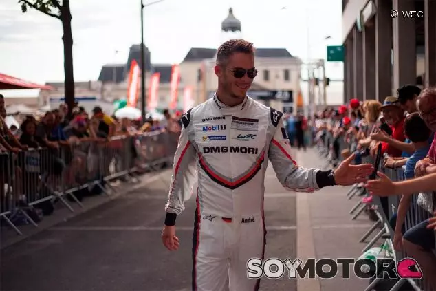 André Lotterer yn in triemôfbylding - SoyMotor