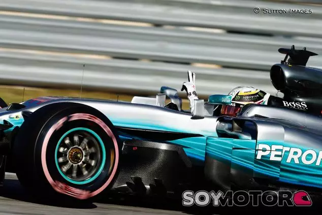 Lewis Hamilton an den USA - SoyMotor