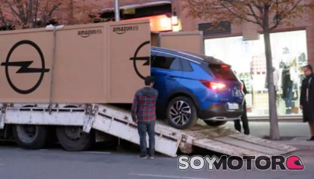 Första leveransen av Grandland X via Amazon i Spanien – SoyMotor.com