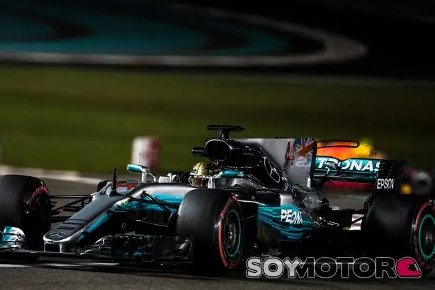 Lewis Hamilton zu Abu Dhabi - SoyMotor